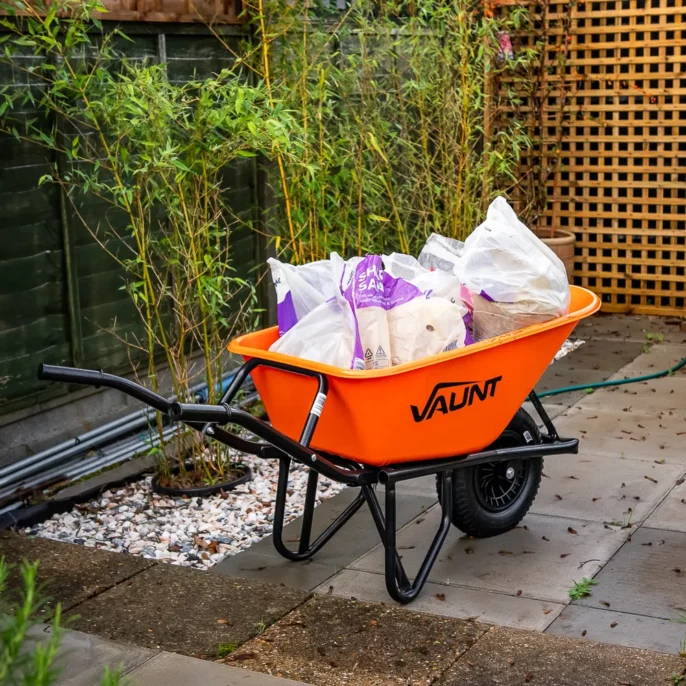 Vaunt Heavy Duty 100 Litre Plastic Tray Reinforced Wheelbarrow - PrimeTools